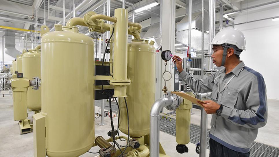 eGuide: Take your compressed air drying to the next level - Asset ...