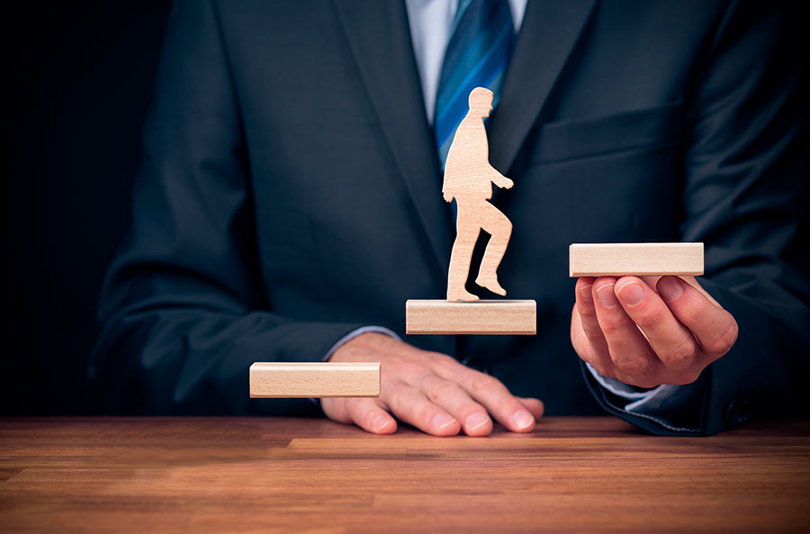 How to Speed Up the Onboarding Process for New Maintenance Technicians ...