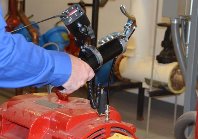 Avoid over-lubrication with UE Systems Grease Caddy - News - Maintworld