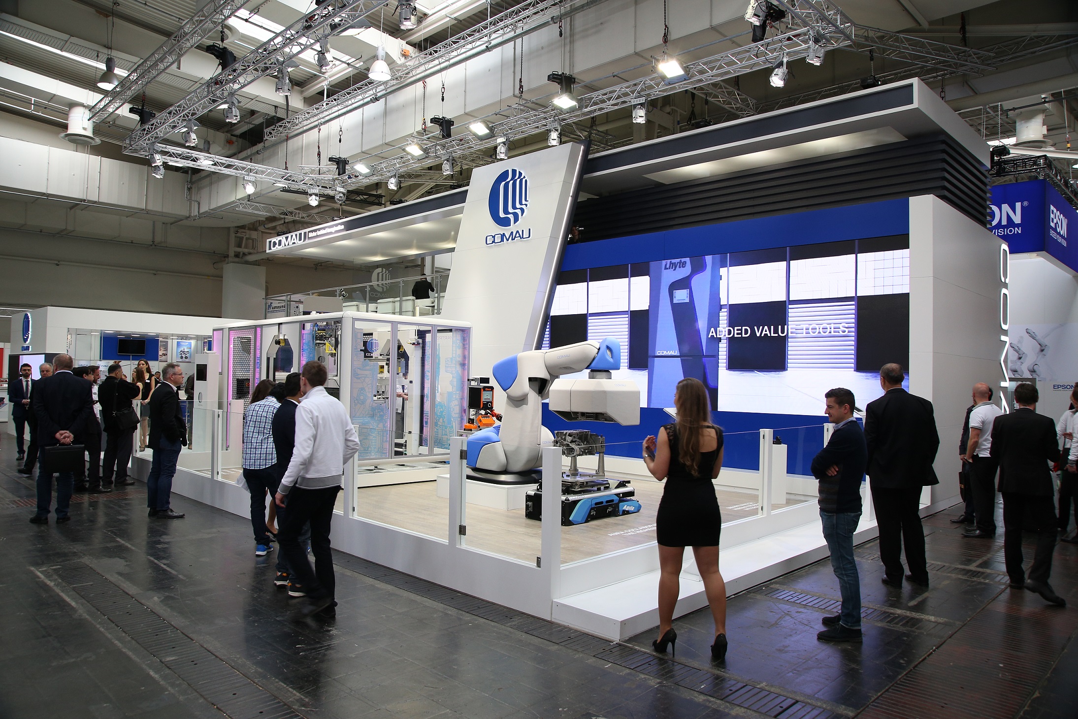 Comau Introduces its Industry 4.0 Automation Solutions at Hannover ...